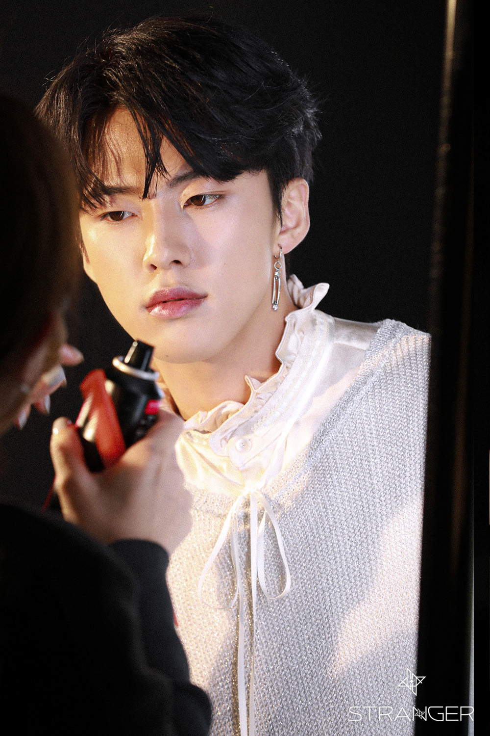 STRANGER - JUNKI KONO - 写真公開！｜JO1 OFFICIAL SITE