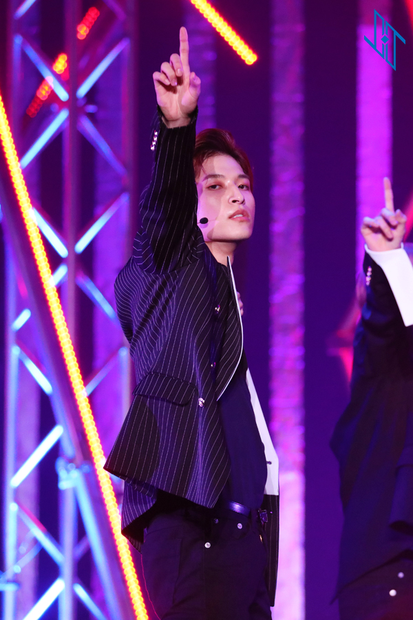 The STAR SHOWCASE 写真公開！｜JO1 OFFICIAL SITE