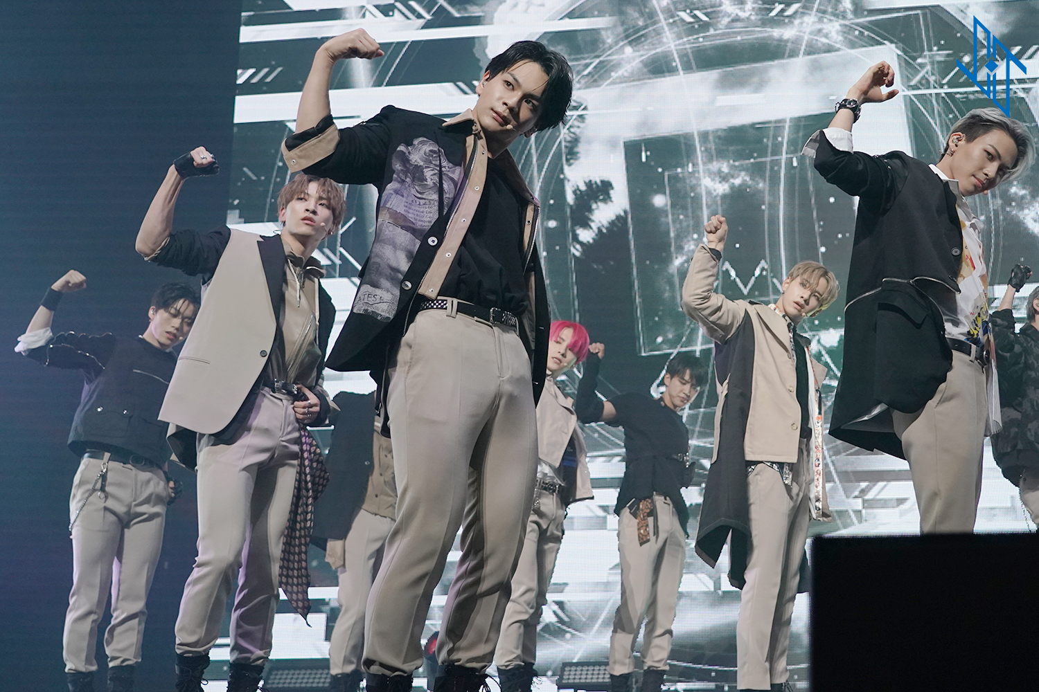 JO1 1ST FANMEETING 個人写真公開！｜JO1 OFFICIAL SITE